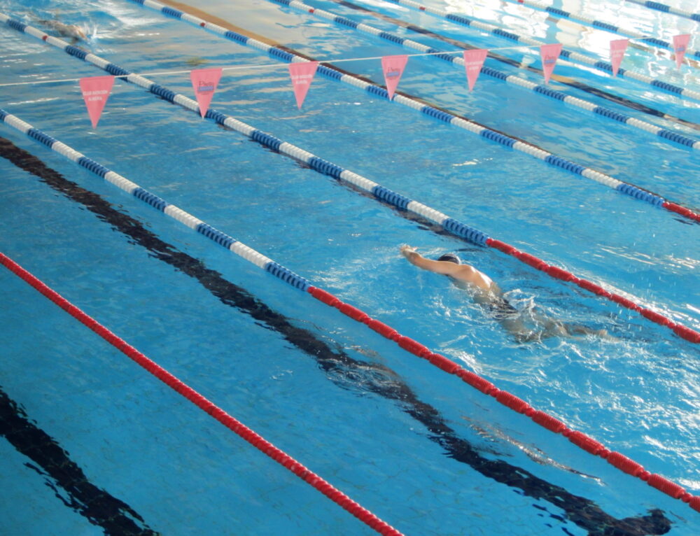 PISCINA CERRADA PARA NADO LIBRE EL DOMINGO 13 DE DICIEMBRE POR ...